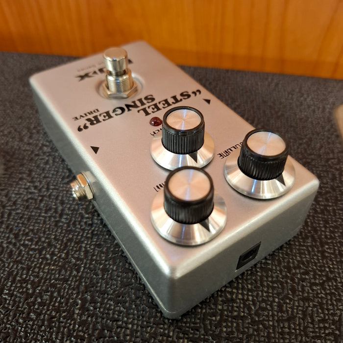 NuX Reissue Steel Singer Drive Effect Pedal — Gough & Davy